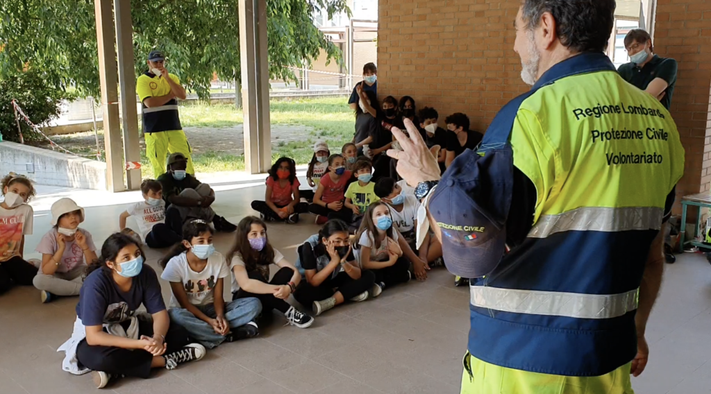 Protezione Civile e Vigili del Fuoco, "lezione" alla Marconi - OglioPoNews