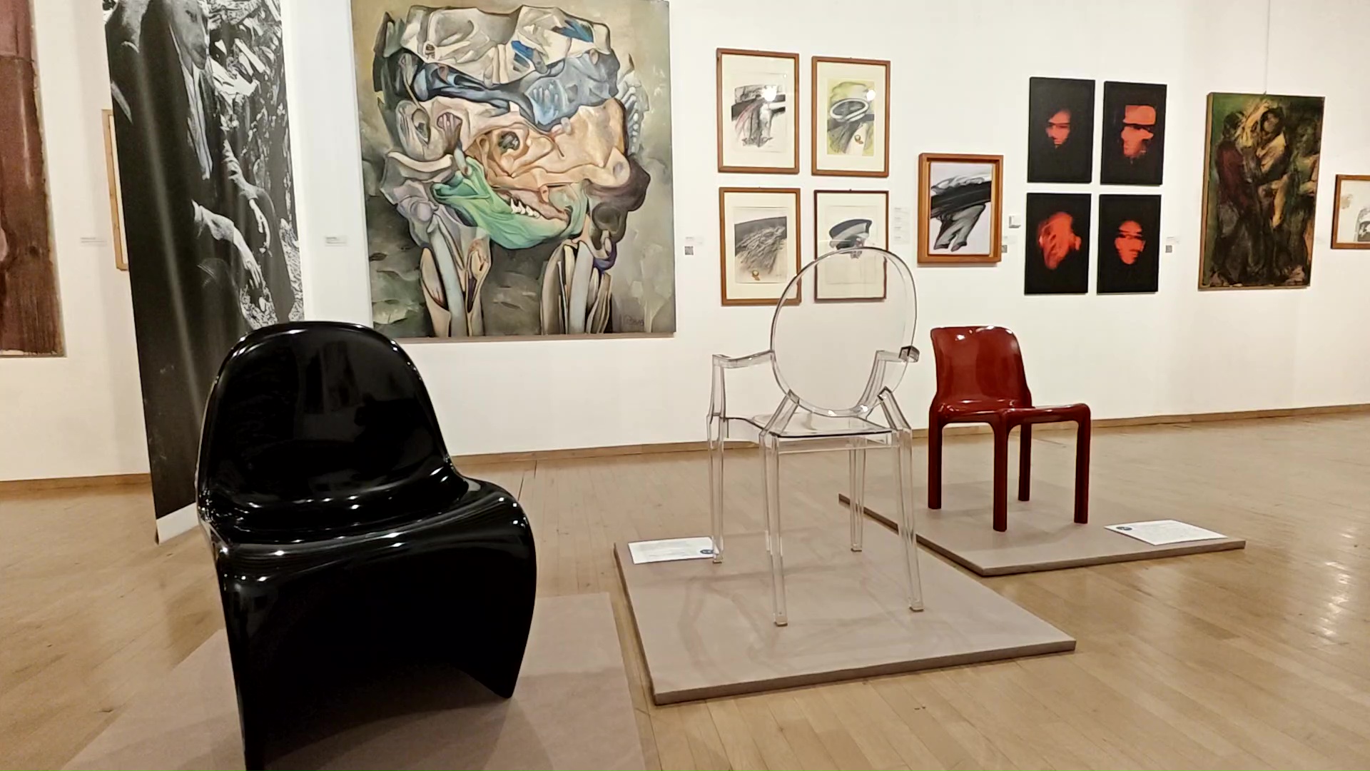 Quando le sedie raccontano storie: mostra al museo Diotti - OglioPoNews